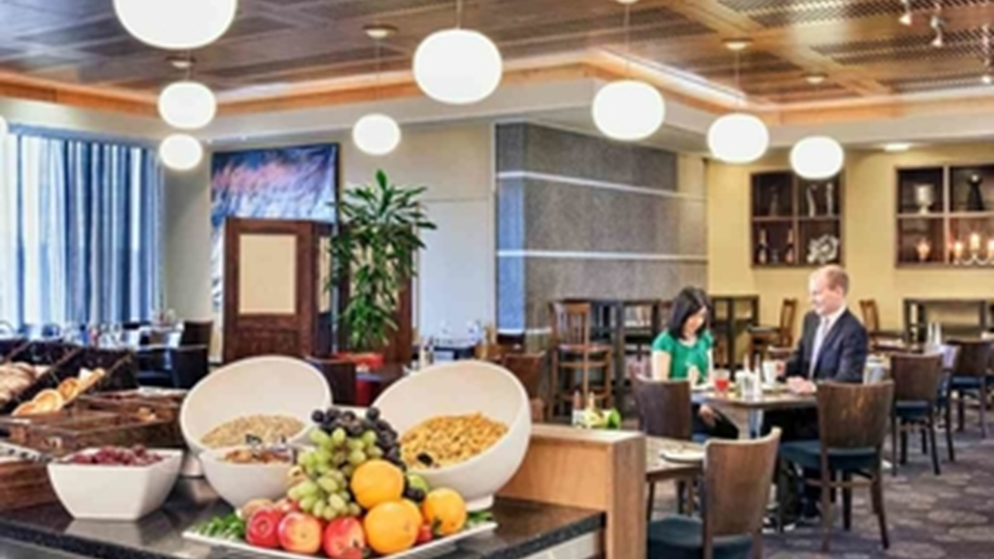 Book Online at Caucus Restaurant and Bar | Dish Cult | Dish Cult