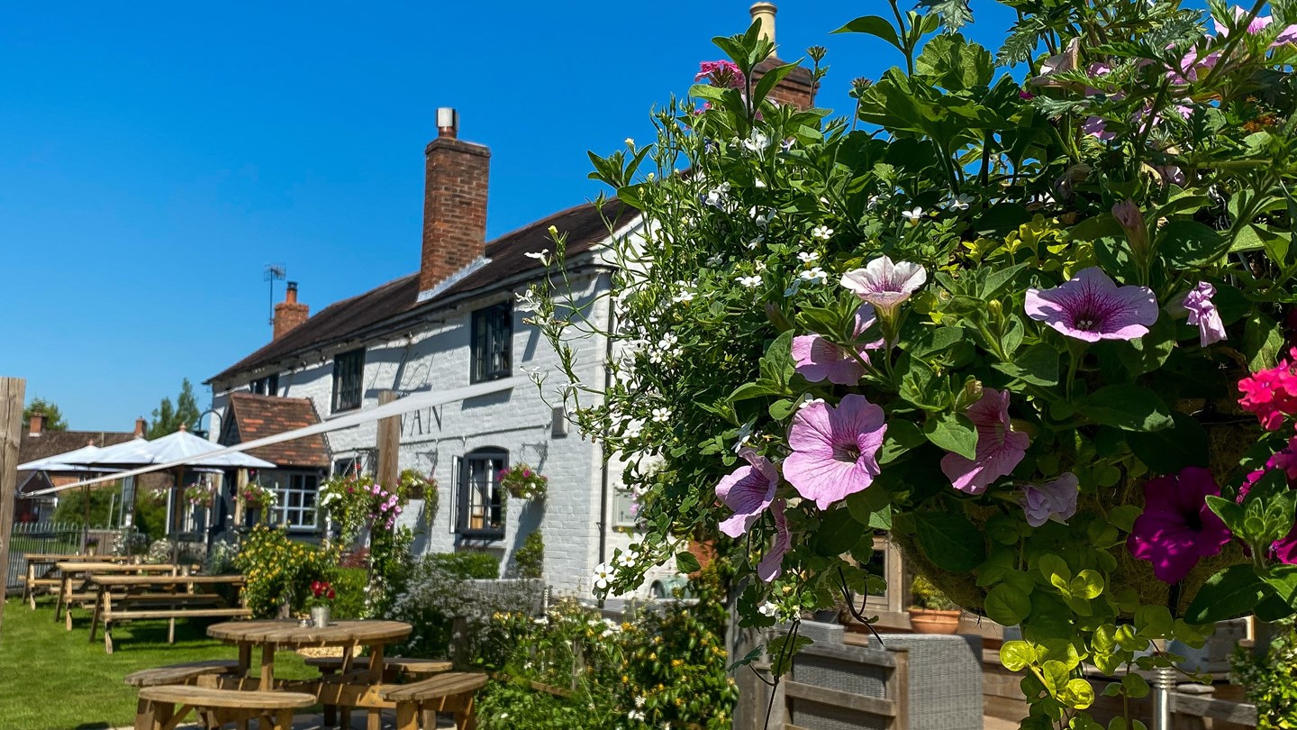 Book Online at The Swan Inn - Hanley Swan | Dish Cult | Dish Cult