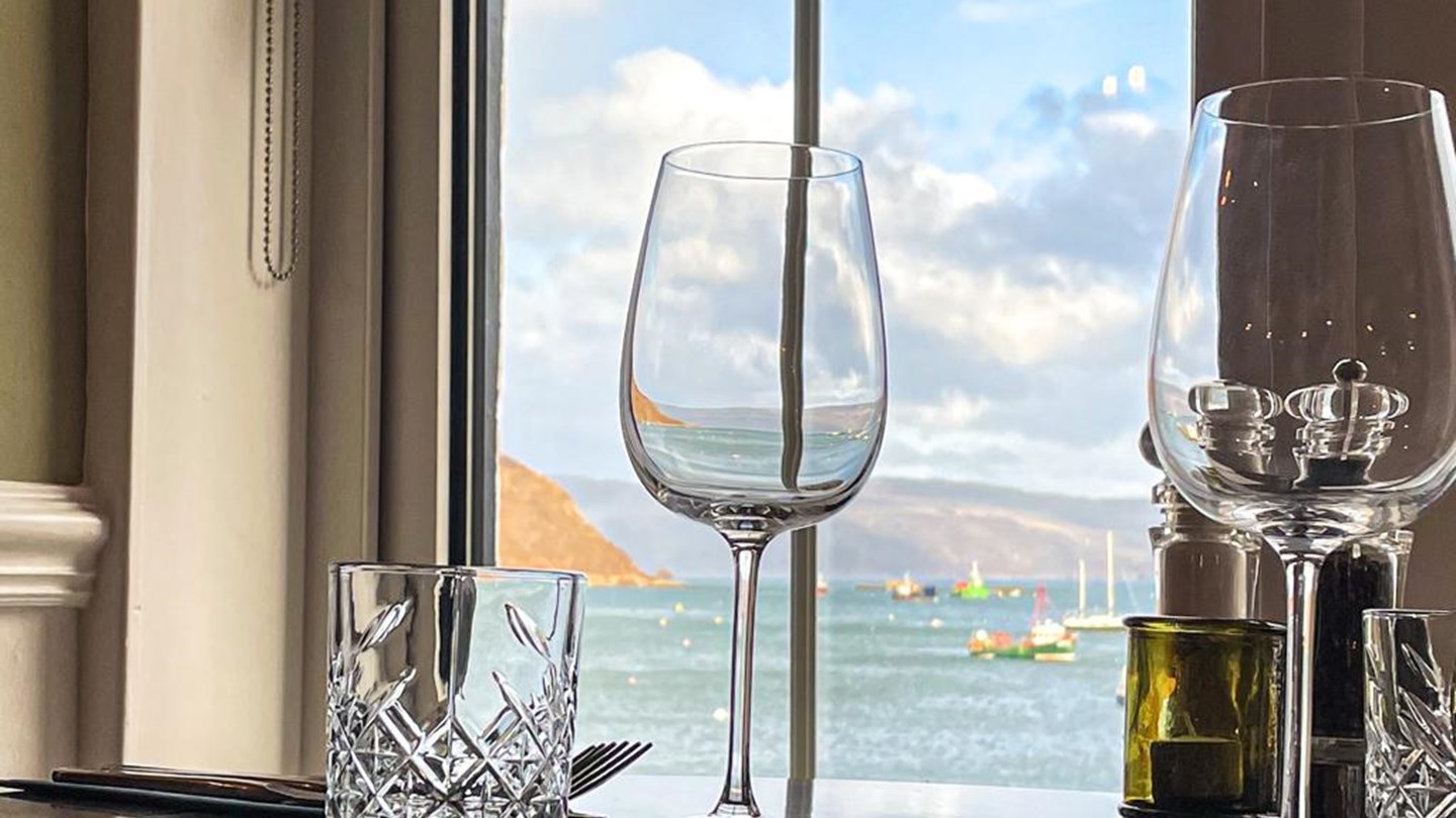 Book Online at The Rosedale Hotel | Dish Cult | Dish Cult