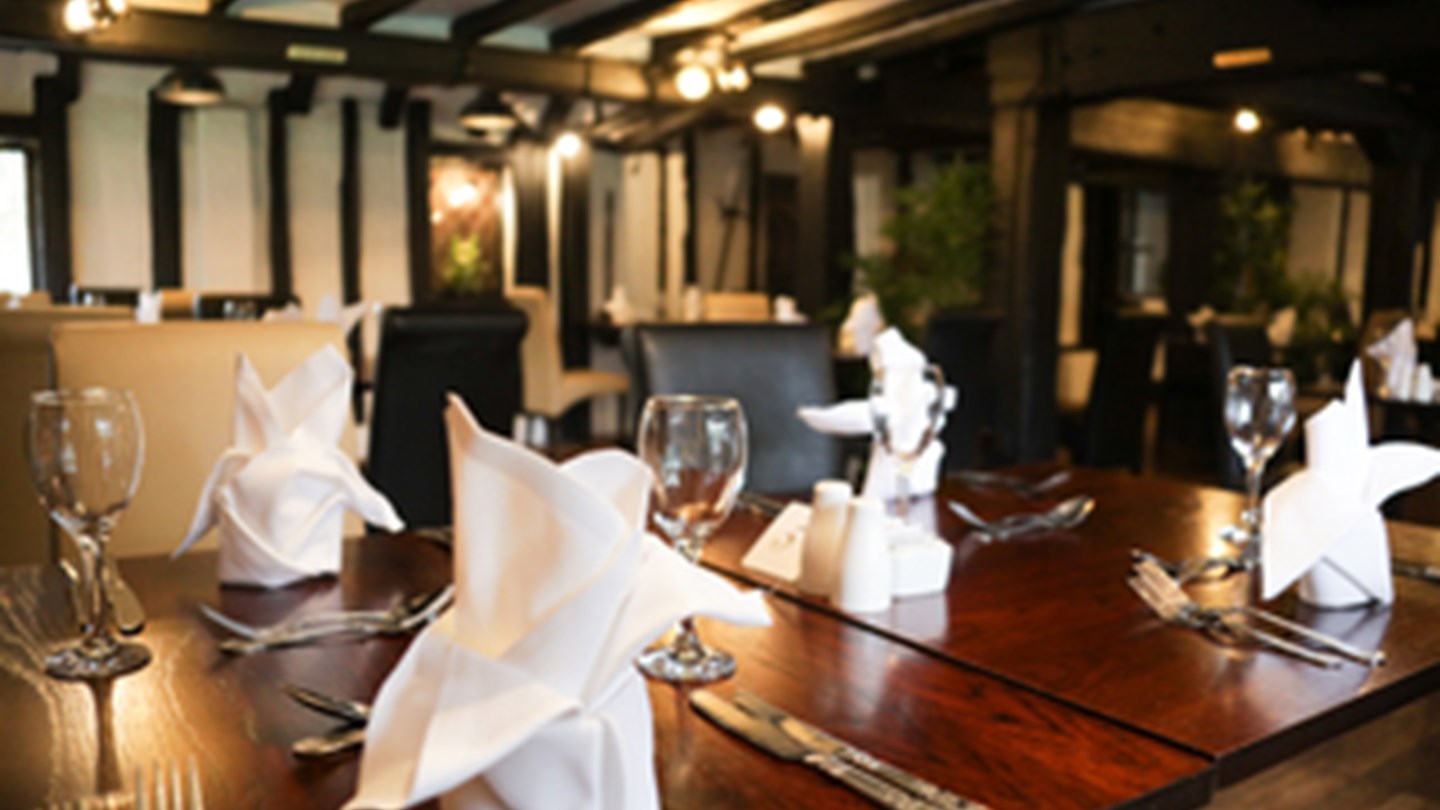 Book Online at The Chartwell Restaurant | Dish Cult | Dish Cult