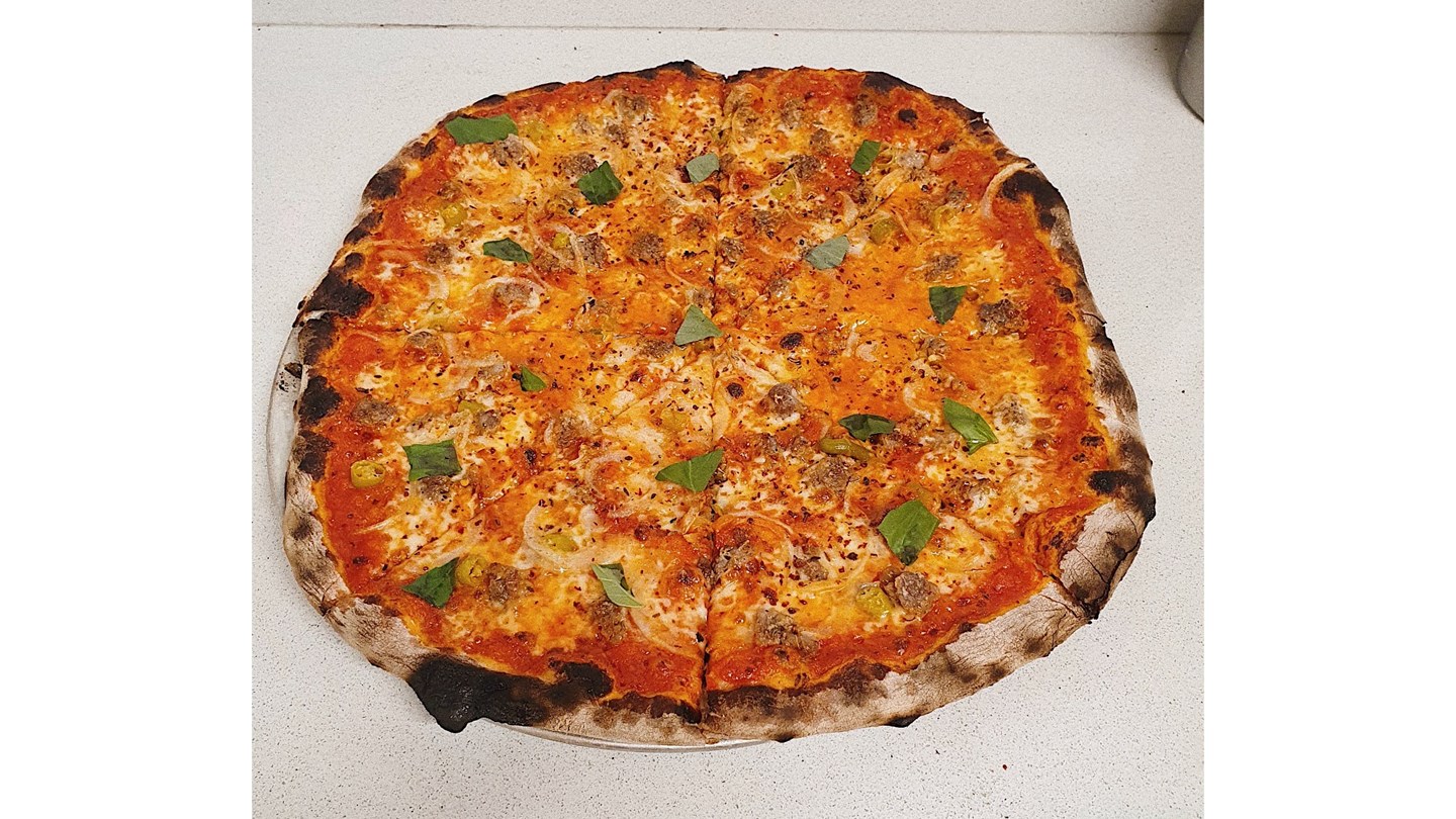 Book Online at Errol's Hot Pizza | Dish Cult | Dish Cult